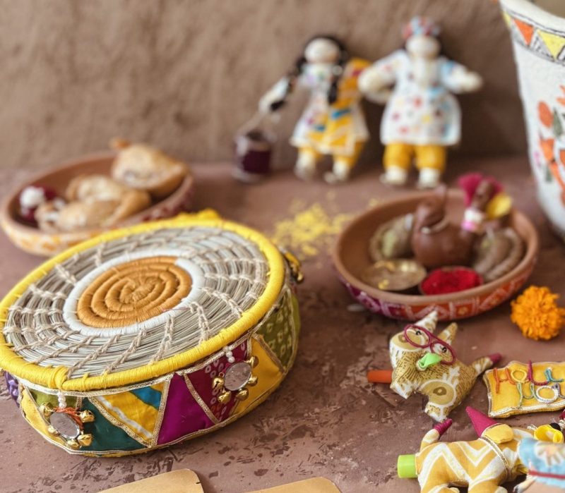 Holi Dafli Dabba - Terra