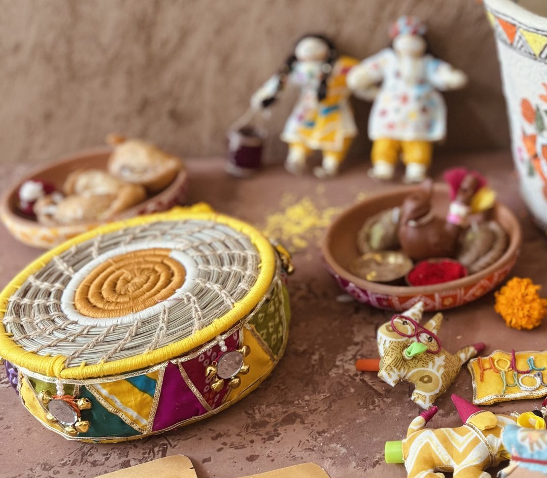 Holi Dafli Dabba - Terra